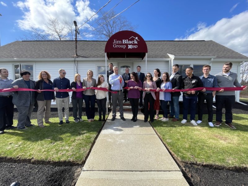 Chamber Welcomes Jim Black Group to Auburn - Auburn Chamber of Commerce